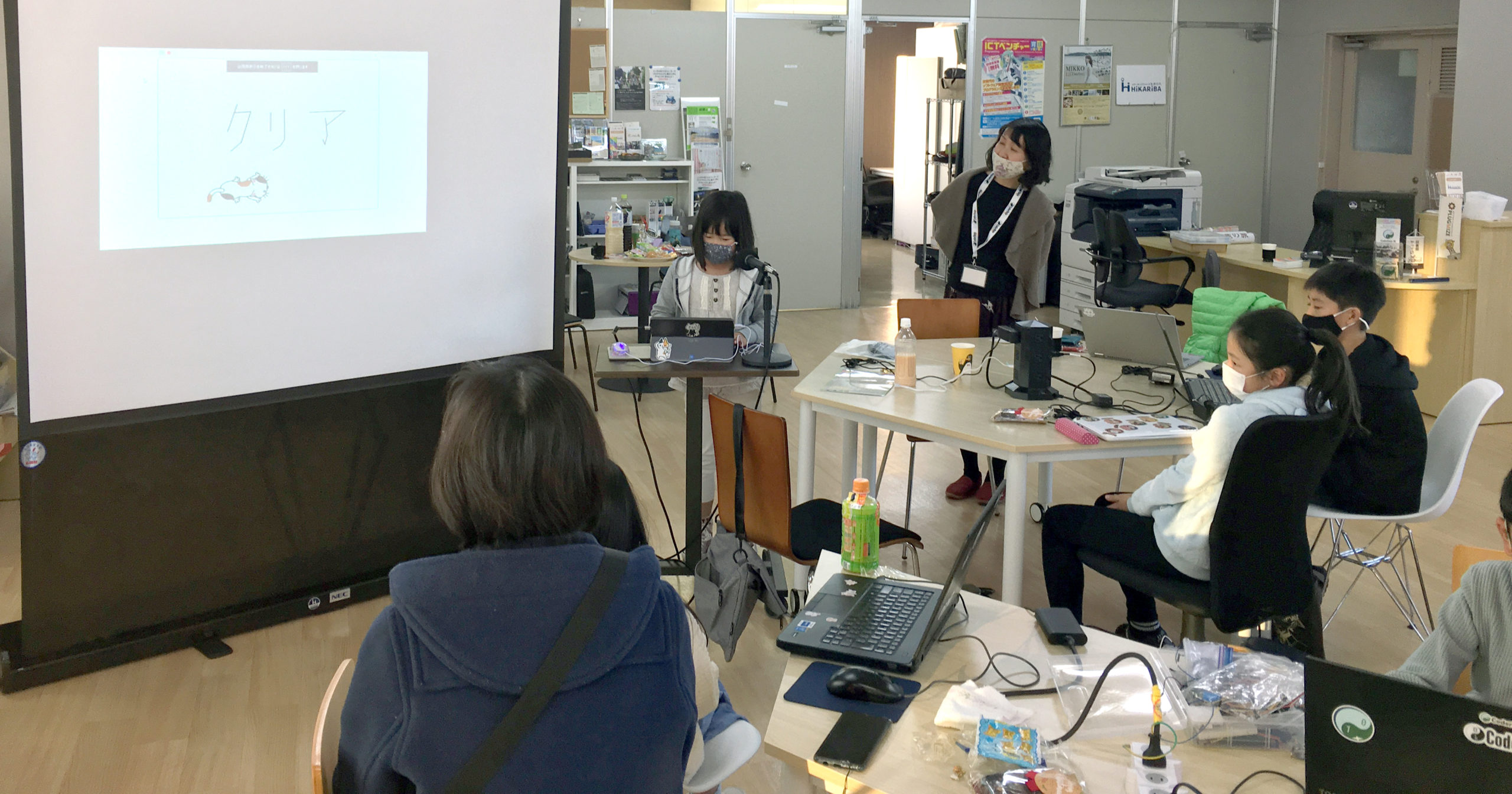 無料のプログラミングクラブ Coderdojo 光 の52回目が開催されました コワーキングスペース ヒカリバ Hikariba 